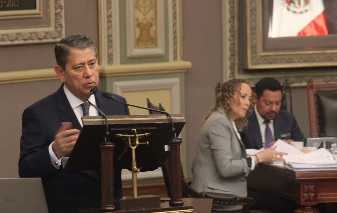 Gilberto Higuera Bernal renuncia a la FGE de Puebla - MGM Noticias