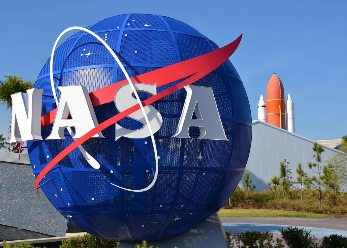 NASA pierde más de 3 mil empleados tras plan de recortes impulsado por ...